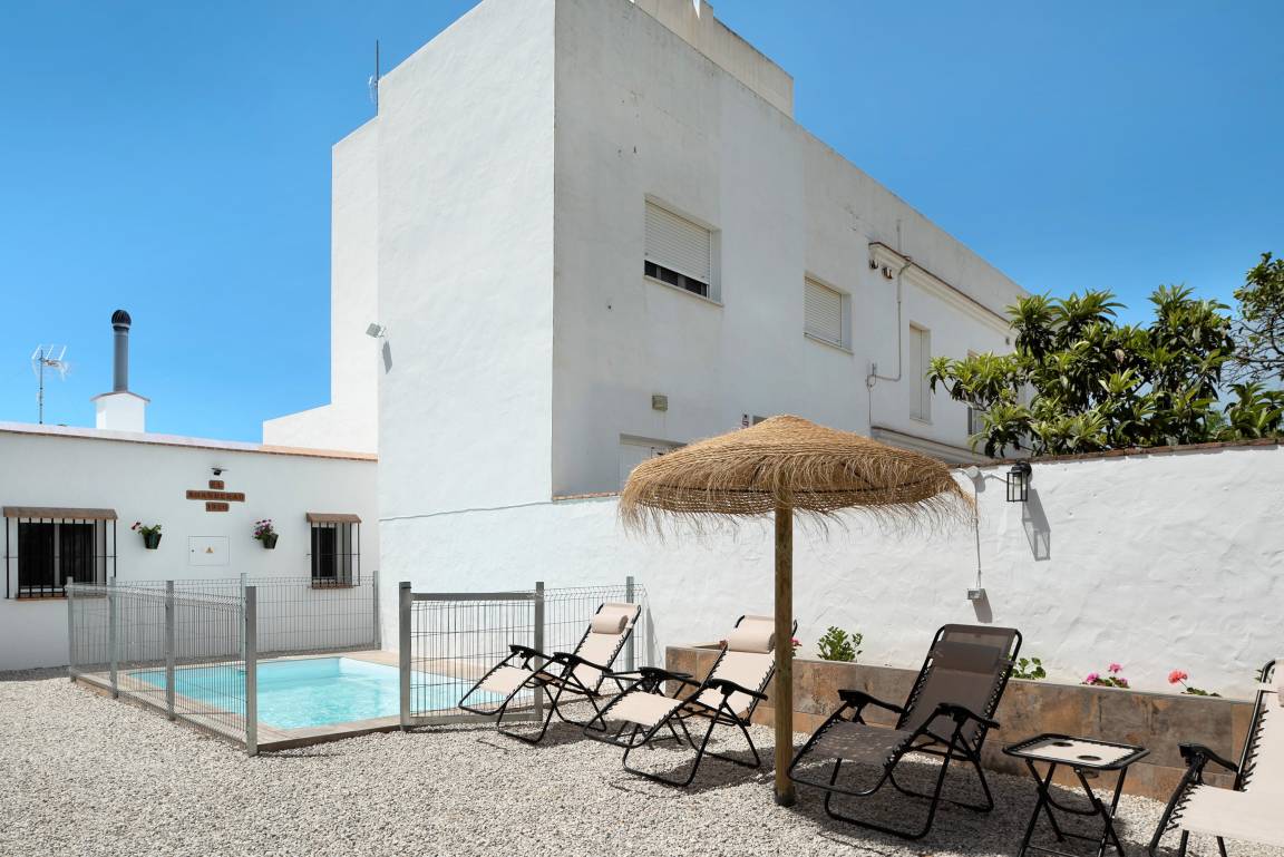 100 M² Villa ∙ 4 Chambres ∙ 10 Personnes - Conil de la Frontera