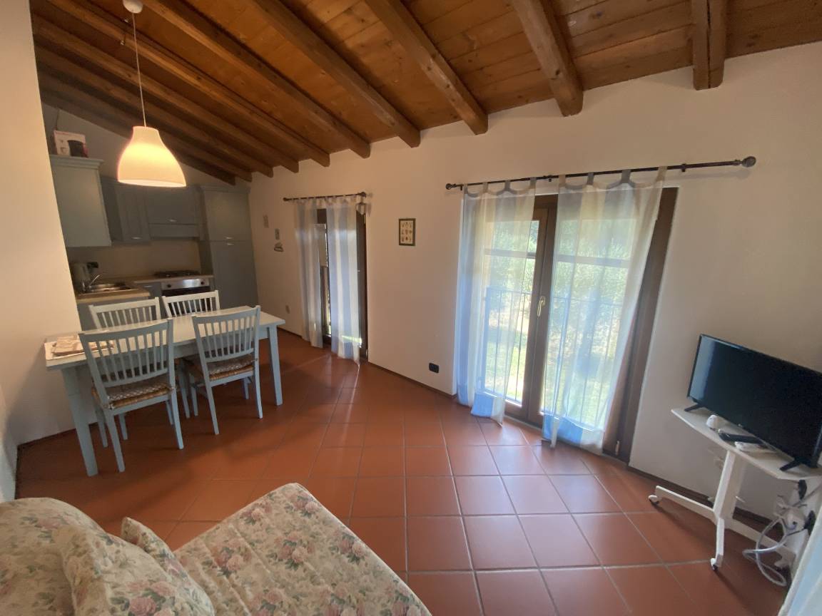 Casa Rural ∙ 2 Habitaciones ∙ 2 Huéspedes - Desenzano del Garda