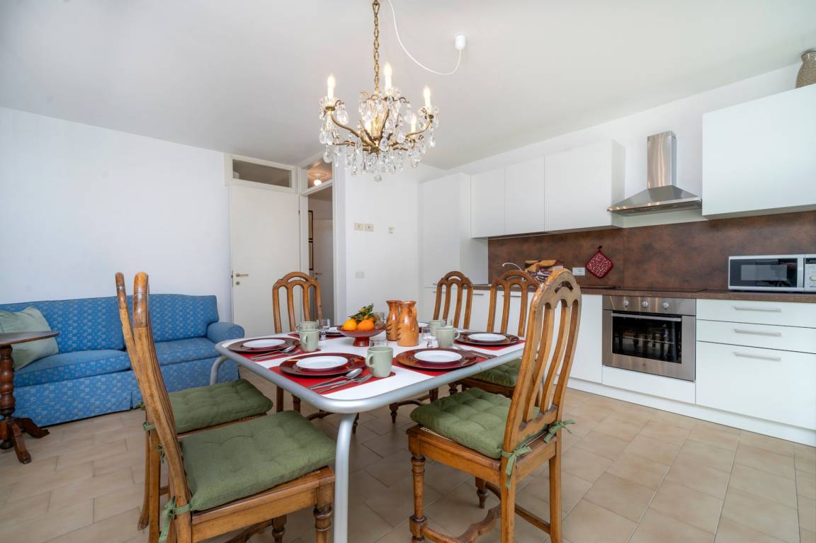 80 M² Apartment ∙ 3 Bedrooms ∙ 6 Guests - Udine