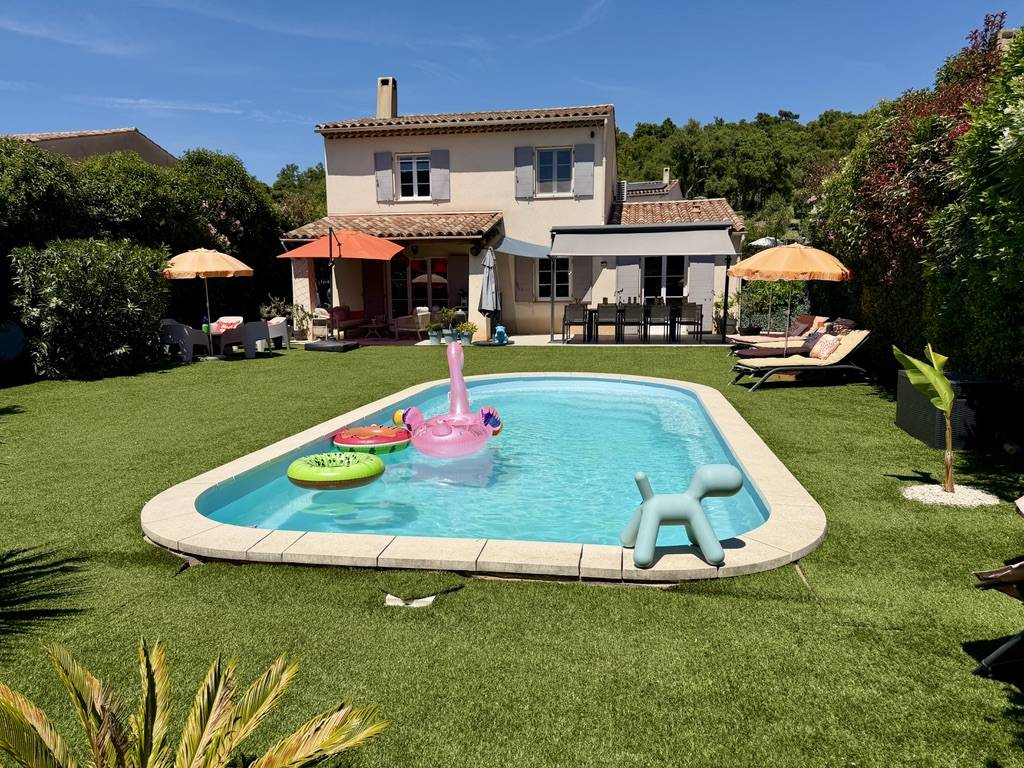 Villa ∙ 4 Schlafzimmer ∙ 8 Gäste - Le Lavandou