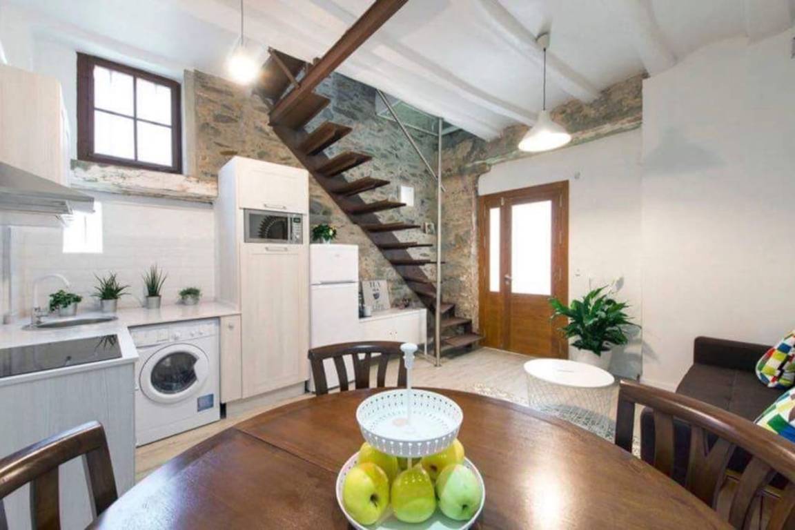 90 M² Ferienhaus ∙ 1 Schlafzimmer ∙ 4 Gäste - Canyelles