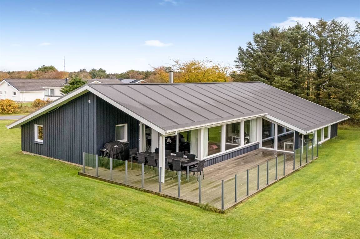 150 M² House ∙ 5 Bedrooms ∙ 10 Guests - Hirtshals