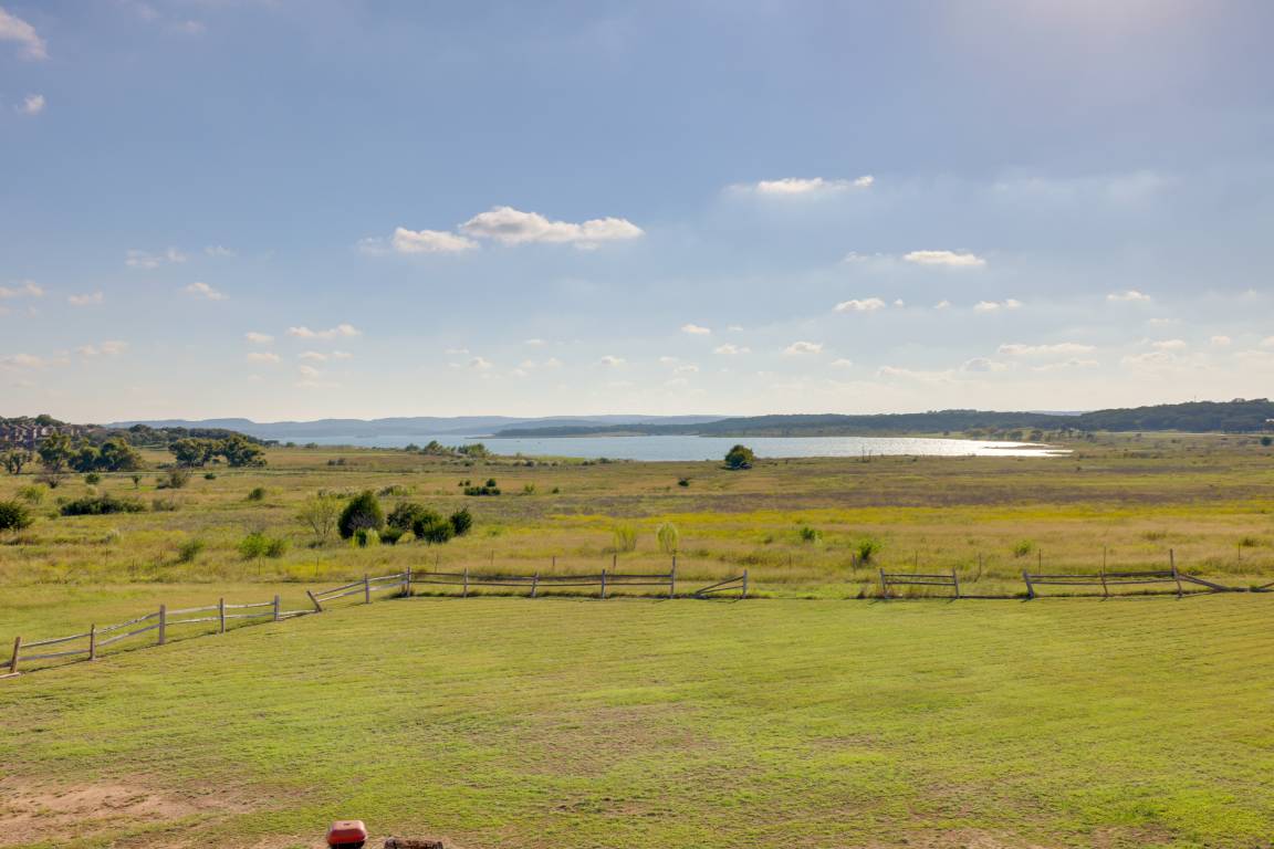 103 M² Apartment ∙ 2 Bedrooms ∙ 4 Guests - Canyon Lake, TX