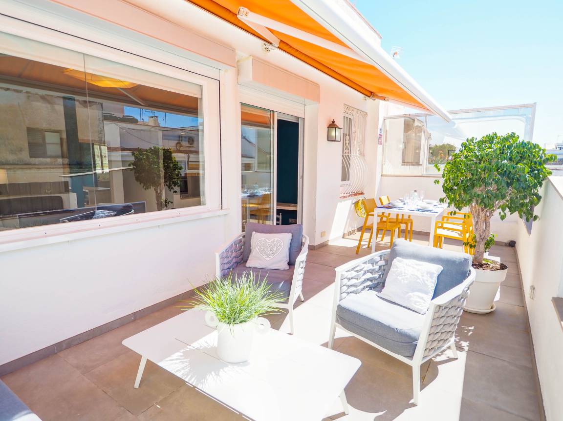 100 M² Apartment ∙ 3 Bedrooms ∙ 7 Guests - Vilanova i la Geltrú