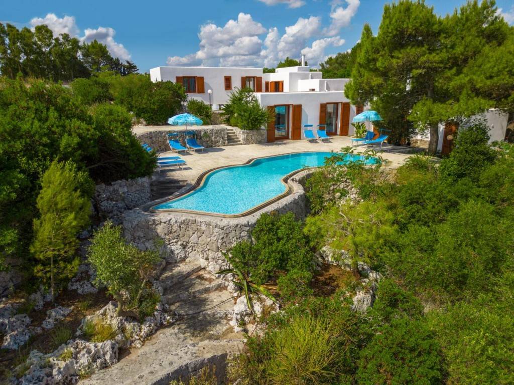 210 M² House ∙ 4 Bedrooms ∙ 9 Guests - Santa Cesarea Terme
