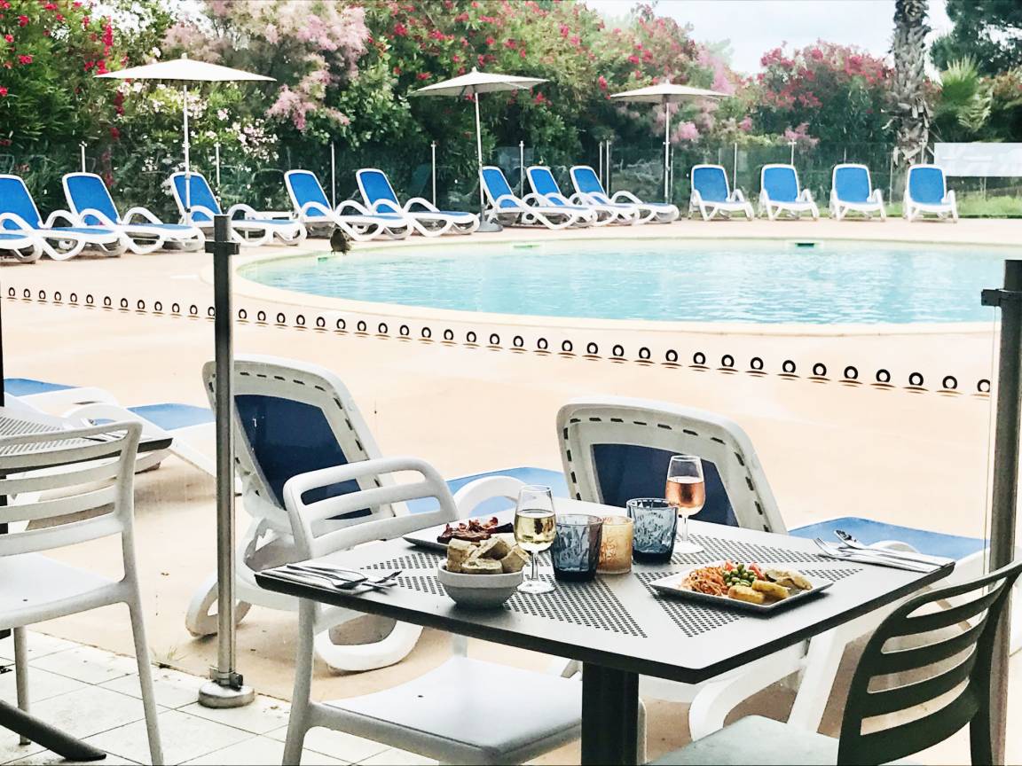 Huoneisto ∙ 2 Makuuhuonetta ∙ 6 Vierasta - Aigues-Mortes