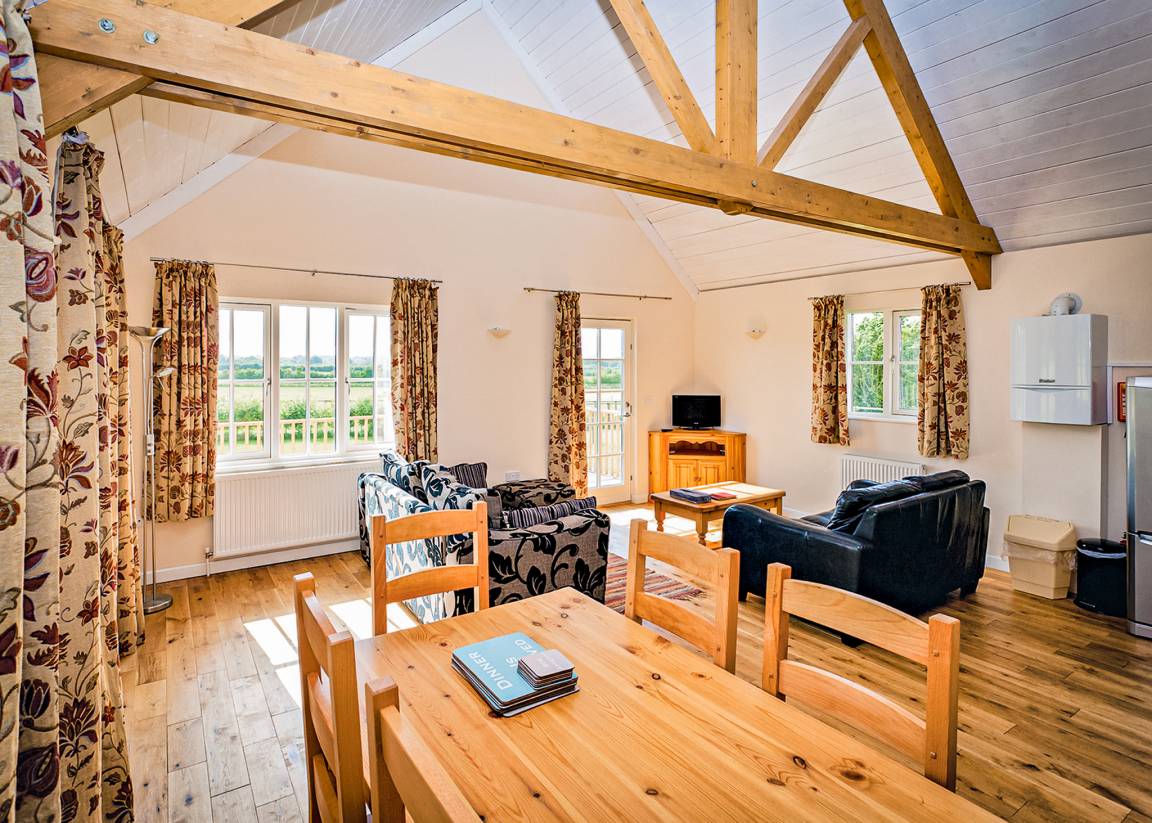 Chalet ∙ 2 Bedrooms ∙ 6 Guests - Suffolk