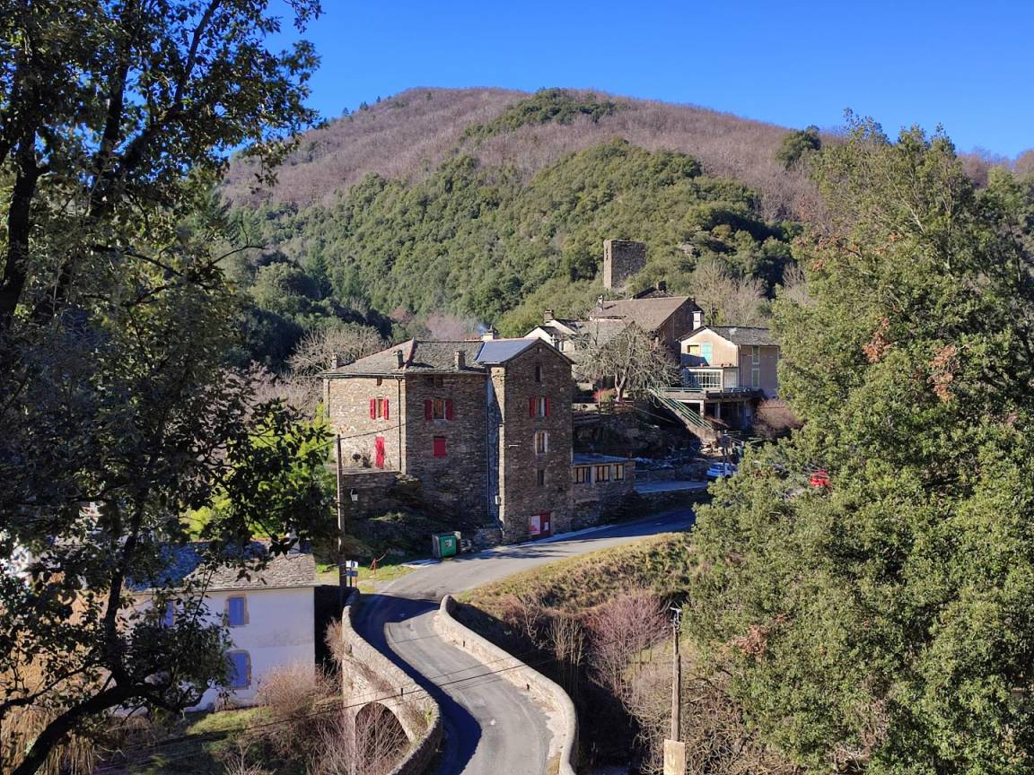 110 M² Gîte ∙ 3 Chambres ∙ 6 Personnes - Lozère