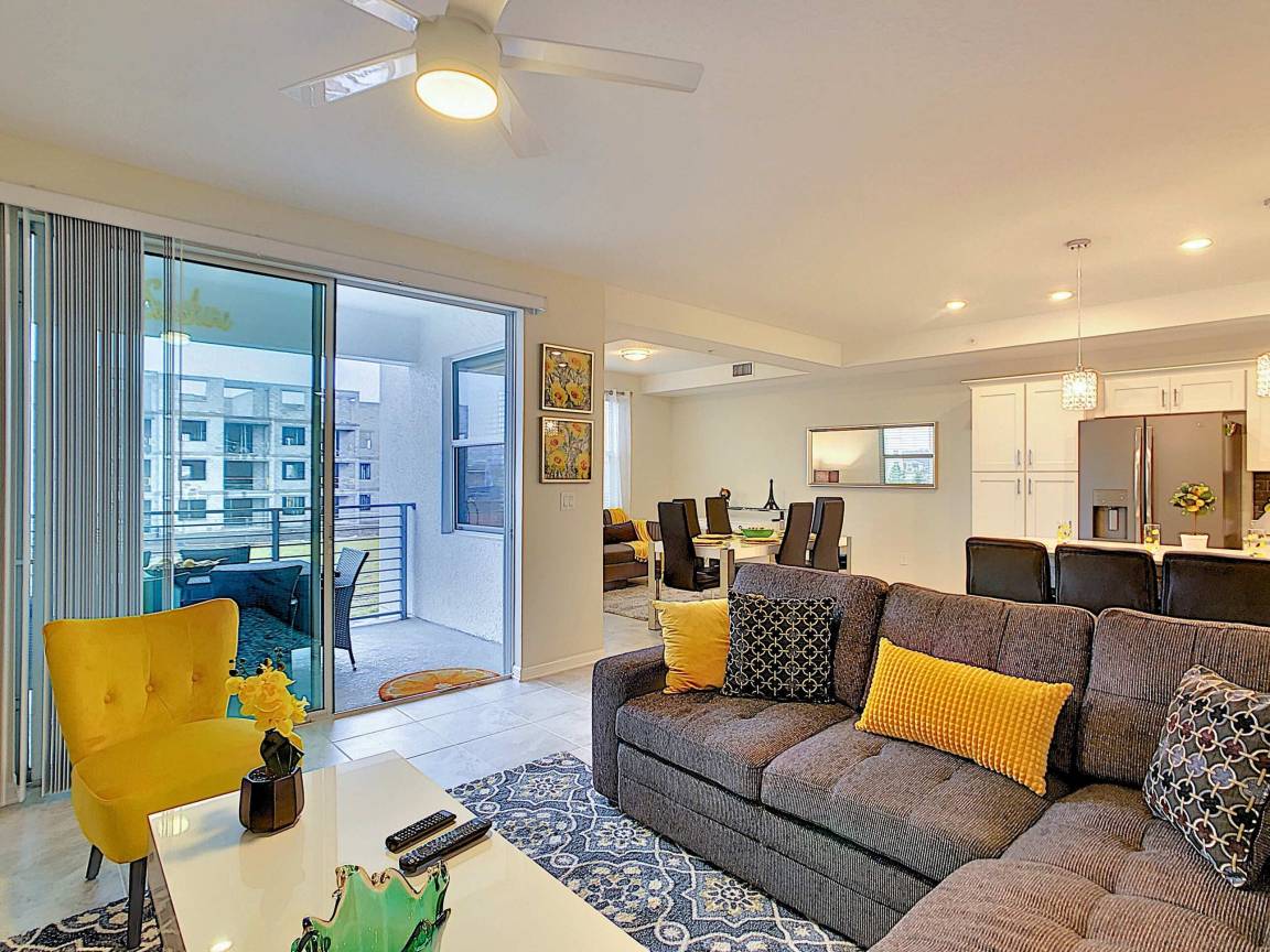 Apartment ∙ 2 Bedrooms ∙ 8 Guests - Kissimmee, FL
