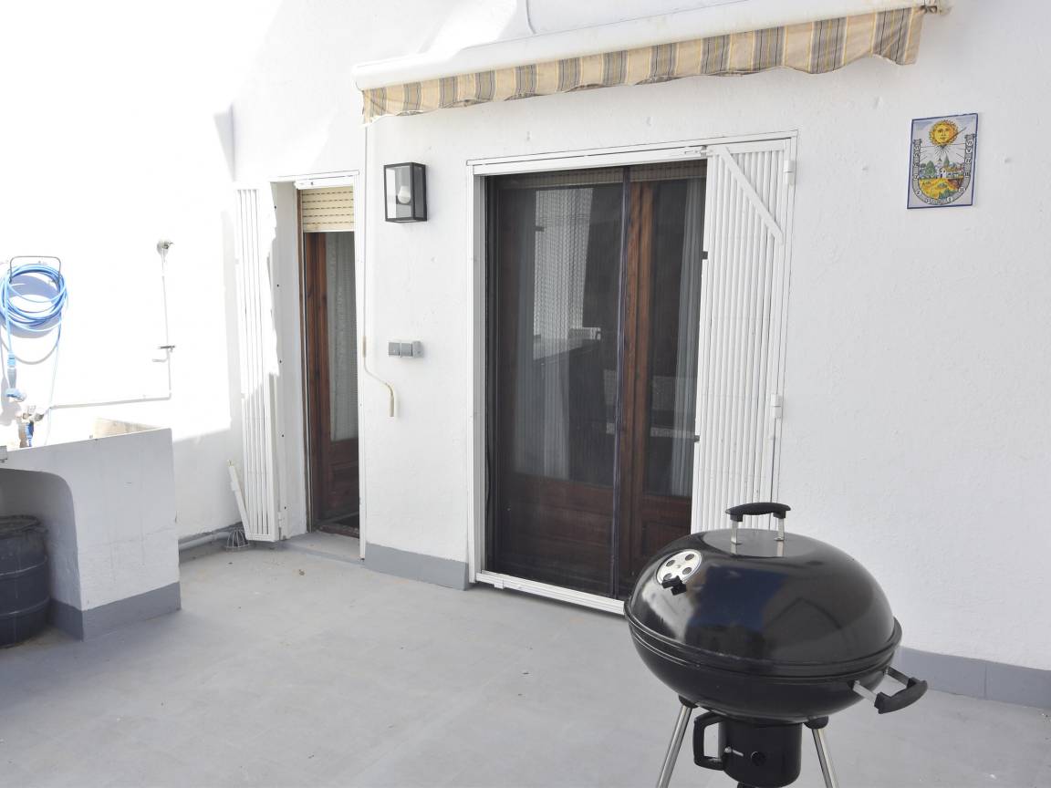 100 M² Apartment ∙ 4 Bedrooms ∙ 6 Guests - Roses