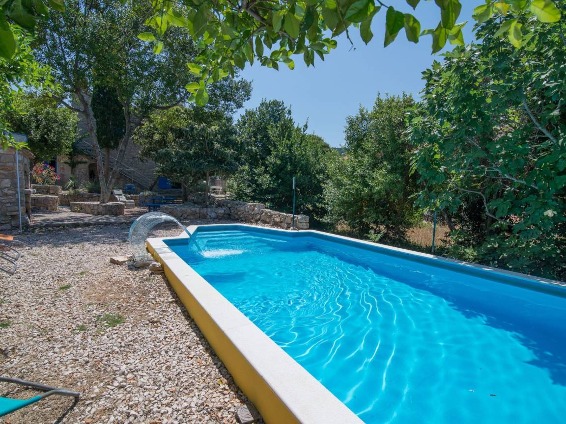 70 M² Ferienhaus ∙ 2 Schlafzimmer ∙ 4 Gäste - Veli Lošinj