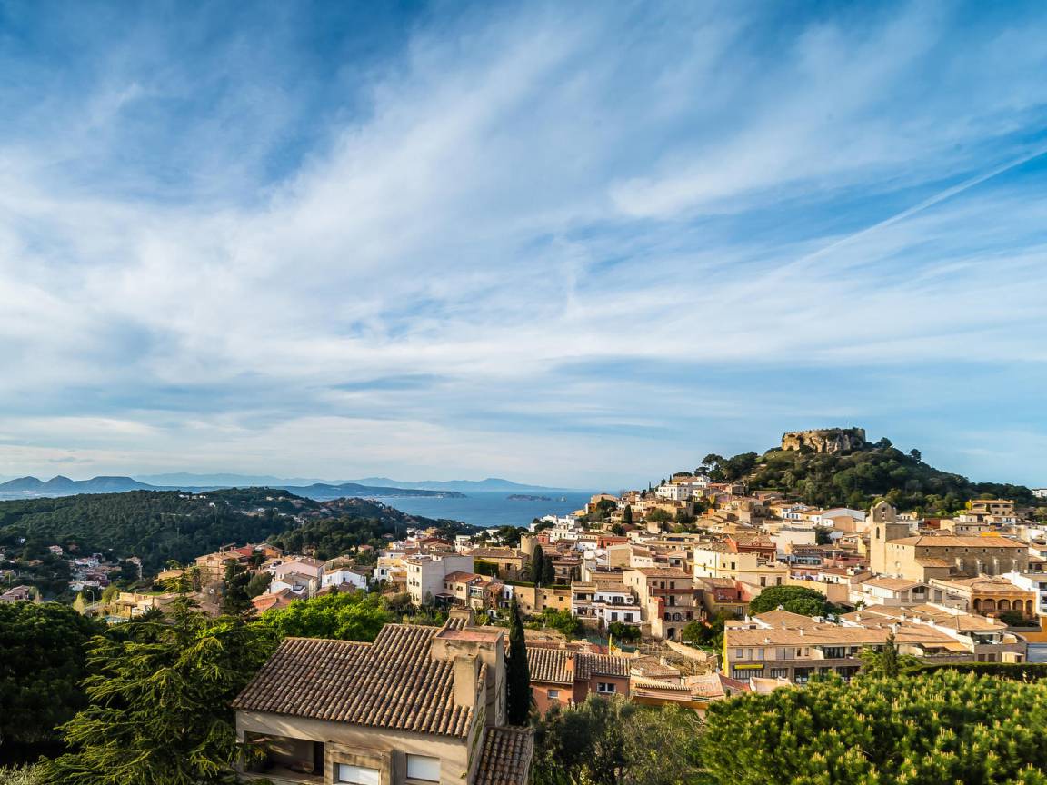 80 M² Apartment ∙ 1 Bedroom ∙ 5 Guests - Begur