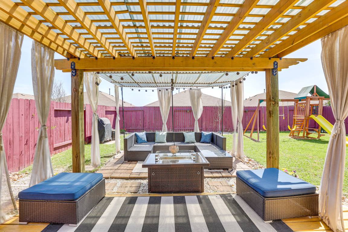 157 M² House ∙ 3 Bedrooms ∙ 6 Guests - Katy, TX