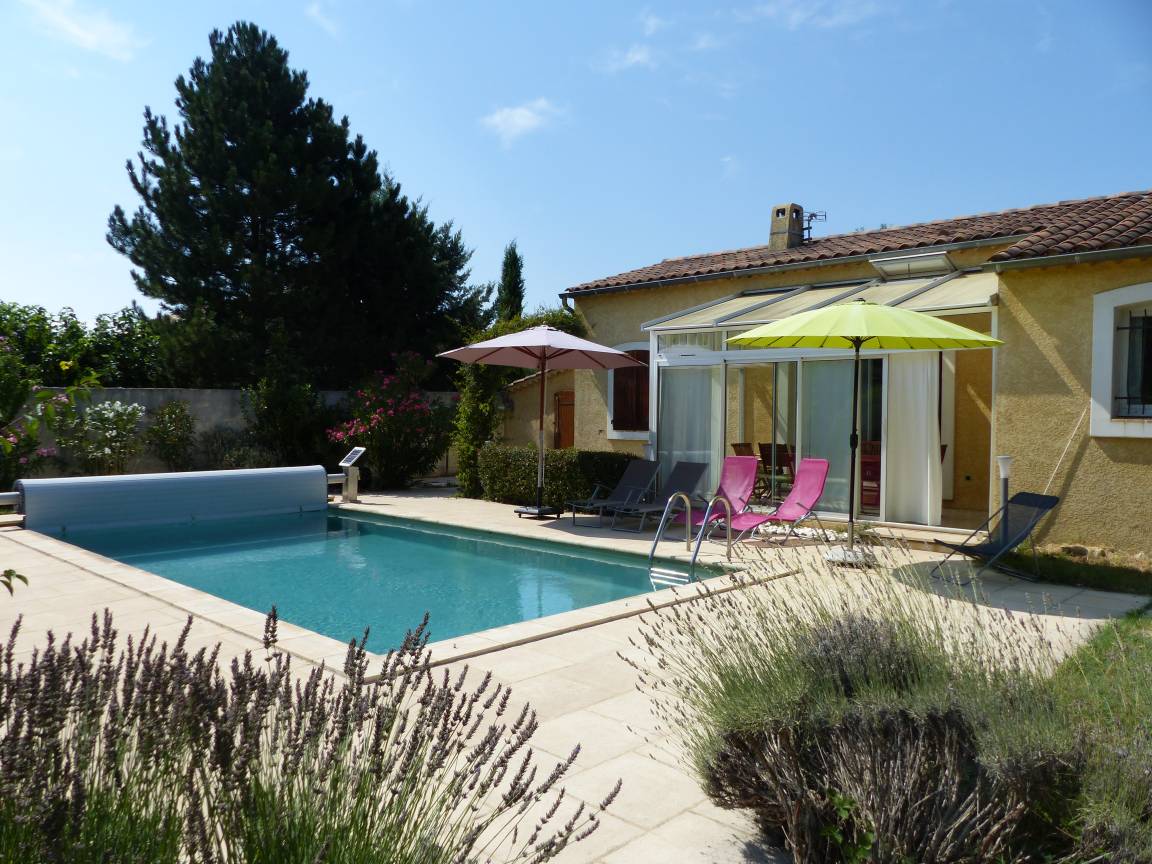 700 M² Villa ∙ 3 Bedrooms ∙ 6 Guests - Vaison-la-Romaine