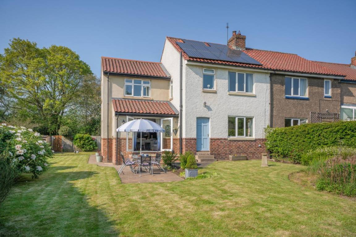 Cottage ∙ 3 Bedrooms ∙ 6 Guests - Thirsk