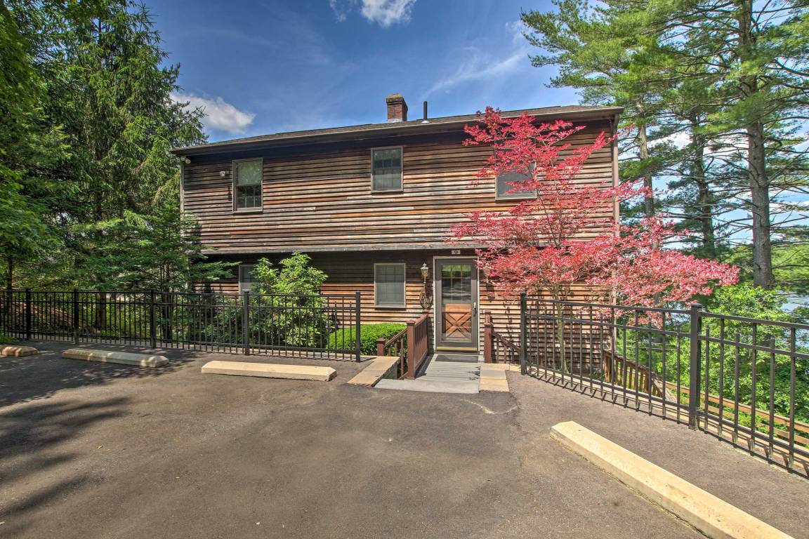 232 M² House ∙ 4 Bedrooms ∙ 10 Guests - Brooks Pond, MA