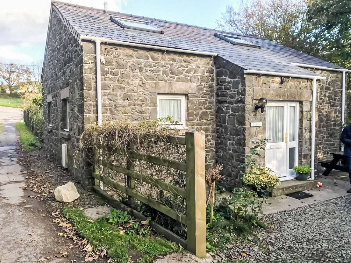 80 M² House ∙ 3 Bedrooms ∙ 6 Guests - Pembrokeshire