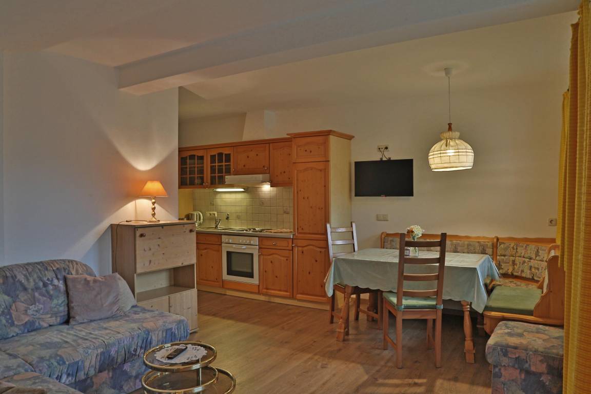 70 M² Appartement ∙ 1 Slaapkamer ∙ 6 Gasten - Kössen