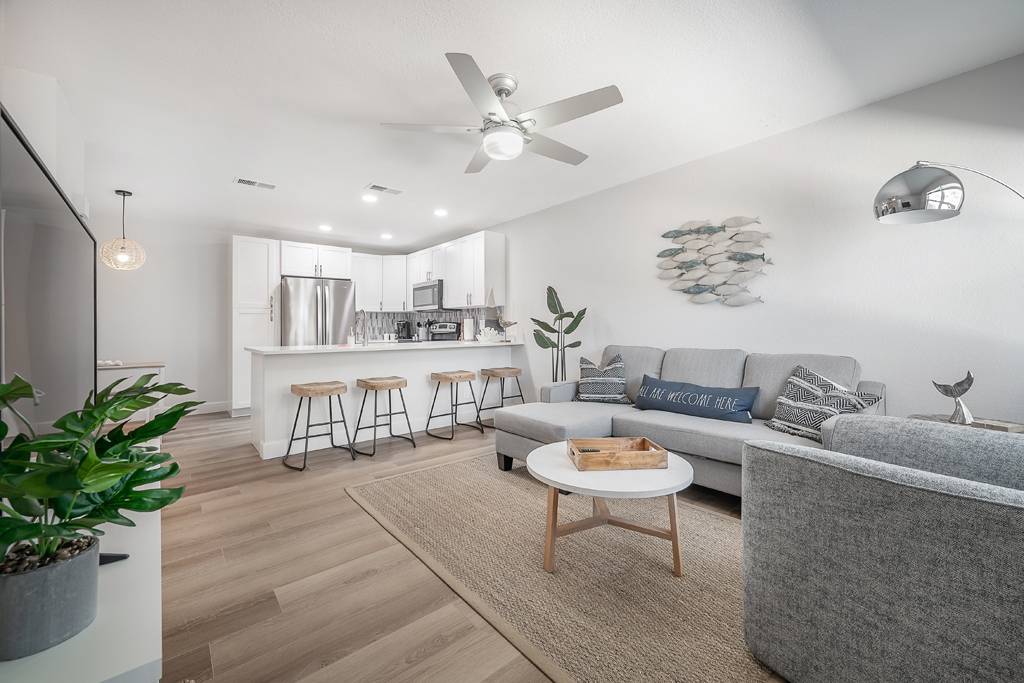 79 M² Condo ∙ 2 Bedrooms ∙ 6 Guests - Apollo Beach, FL
