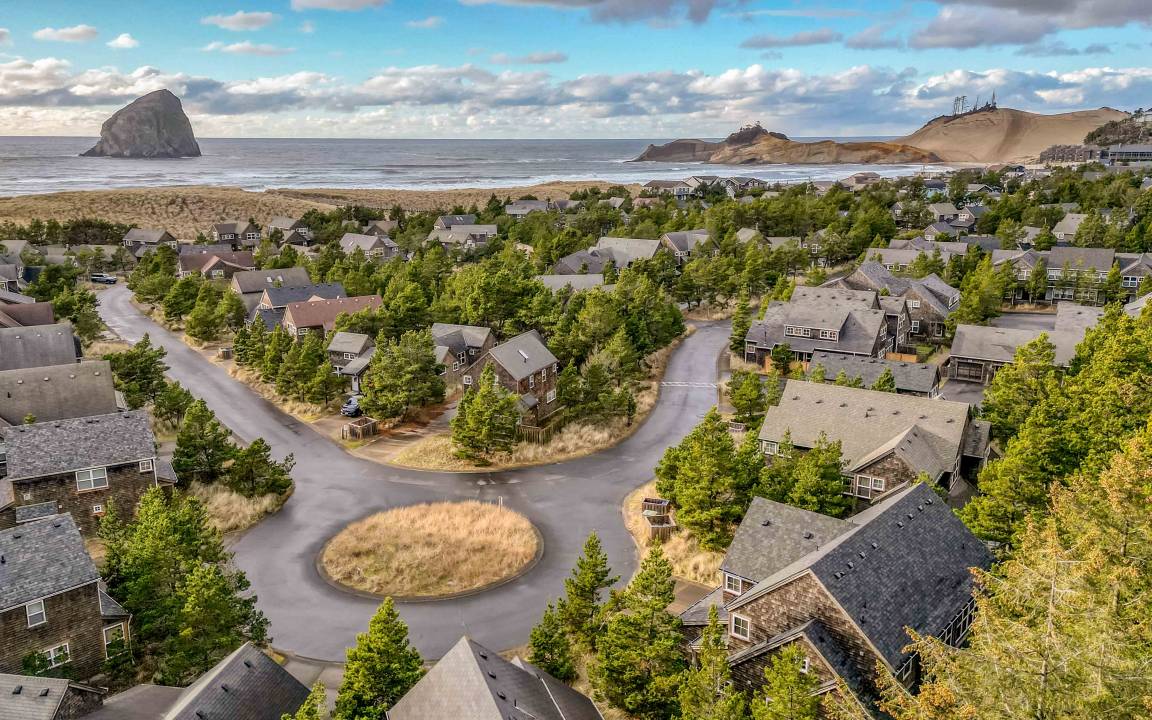 136 M² House ∙ 3 Bedrooms ∙ 8 Guests - Pacific City, OR
