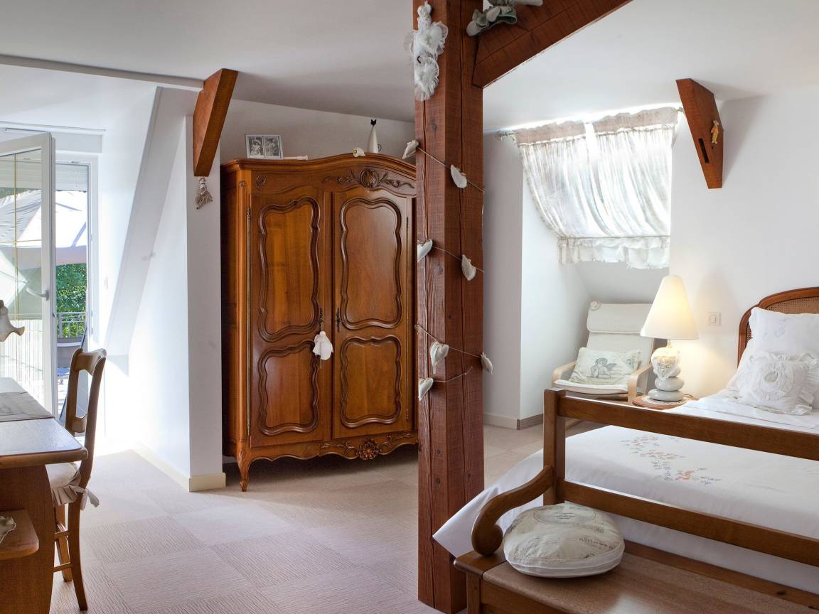 15 M² Chambre D'hôtes ∙ 1 Chambre ∙ 2 Personnes - Nuits-Saint-Georges