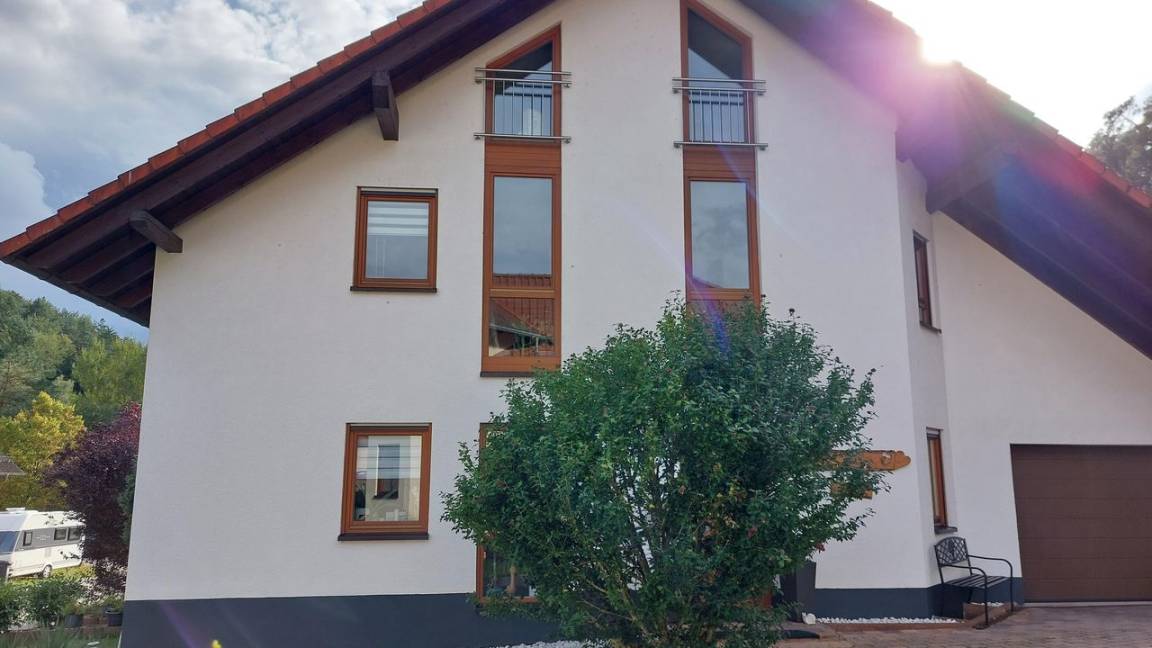 Ferienwohnung ∙ 1 Schlafzimmer ∙ 2 Gäste - Grünstadt