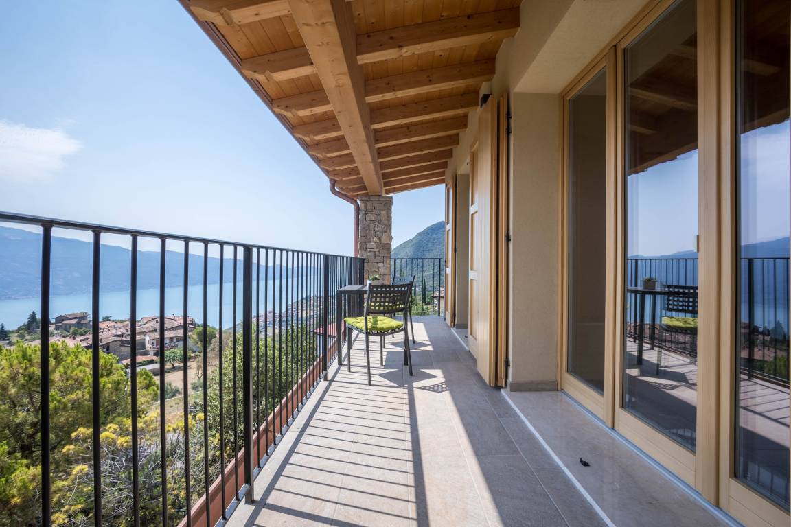 120 M² Ferienhaus ∙ 2 Schlafzimmer ∙ 4 Gäste - Gargnano
