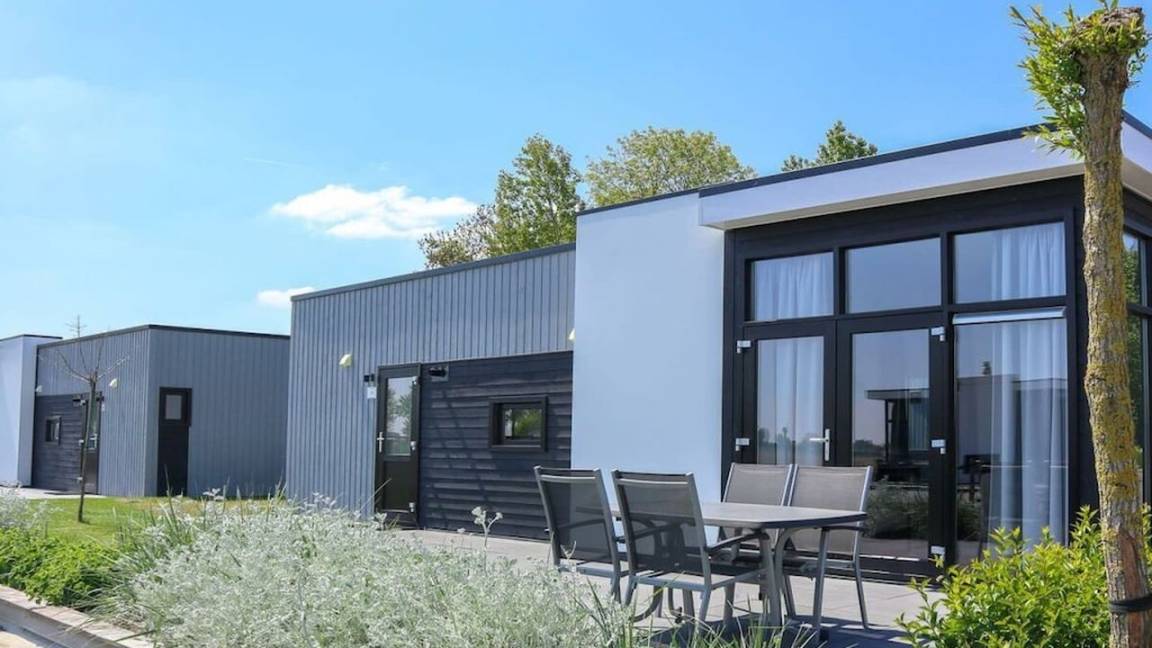 65 M² Ferienhaus ∙ 2 Schlafzimmer ∙ 4 Gäste - Nieuwvliet