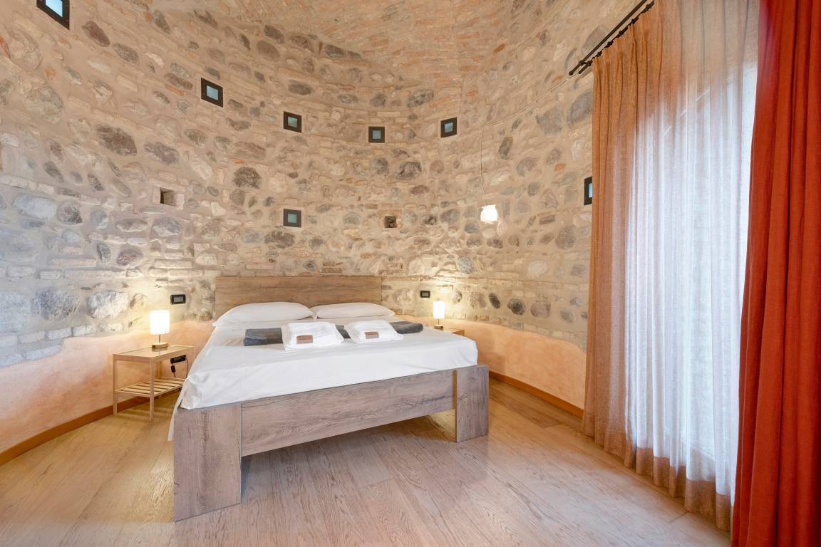 76 M² Appartement ∙ 1 Chambre ∙ 4 Personnes - Peschiera del Garda