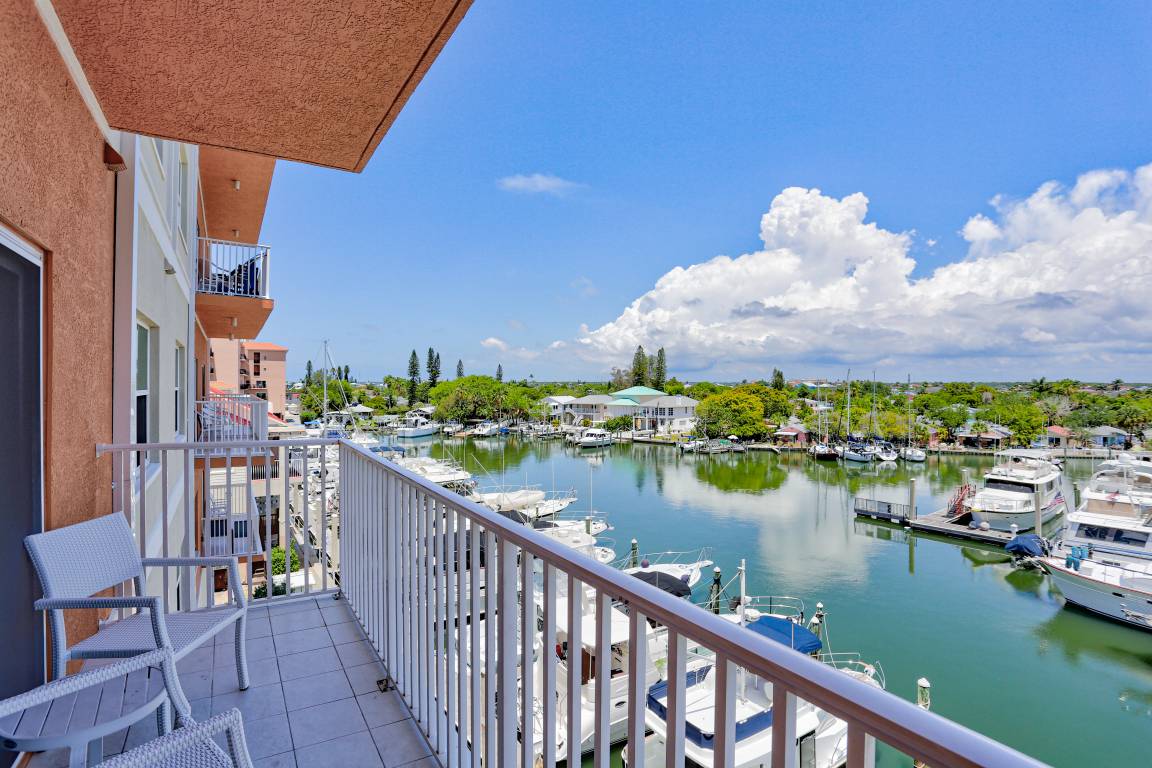 71 M² Condo ∙ 2 Bedrooms ∙ 6 Guests - Madeira Beach, FL