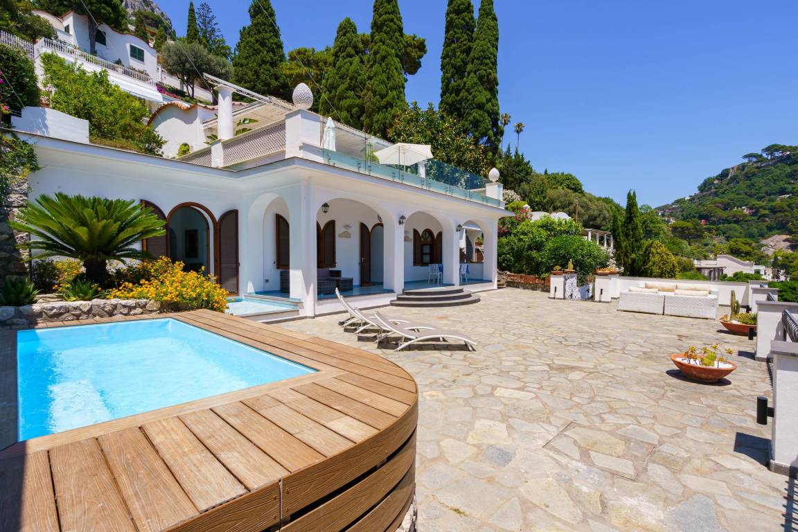 250 M² Villa Vacanza ∙ 4 Camere Da Letto ∙ 9 Ospiti - Isola di Capri