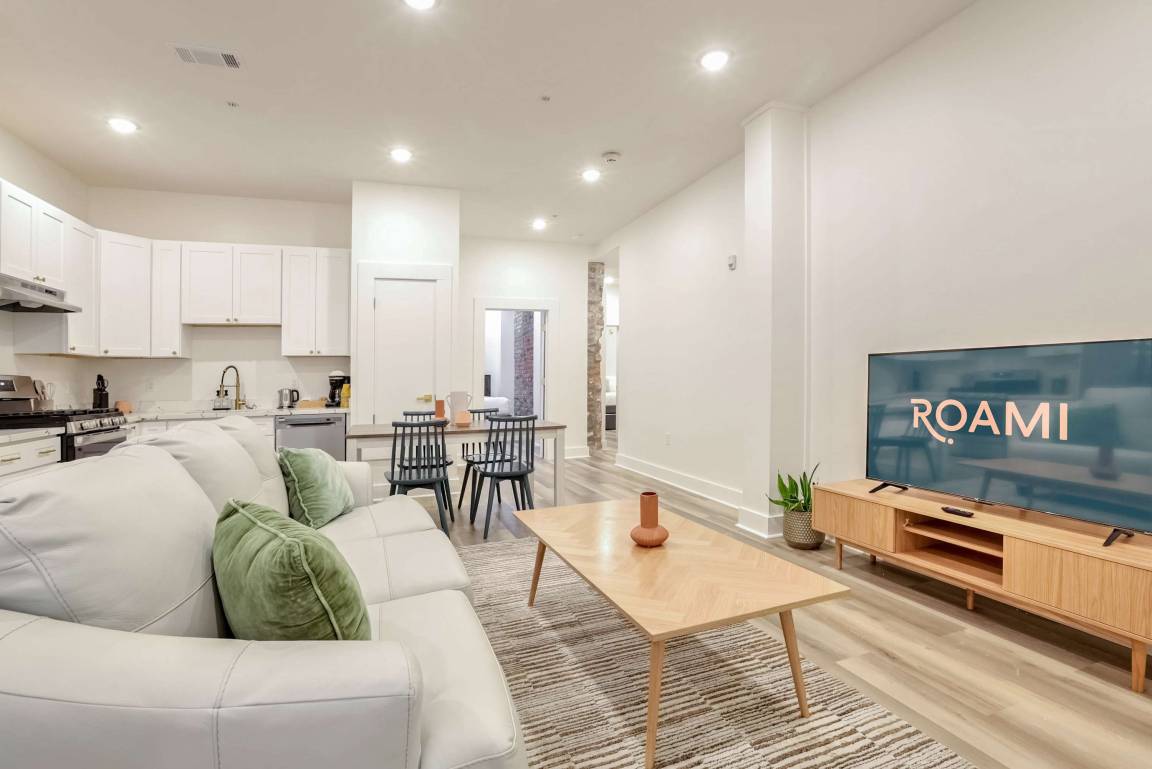 Ferienwohnung ∙ 5 Schlafzimmer ∙ 14 Gäste - Metairie, LA