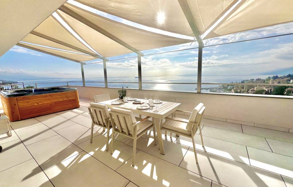 180 M² Villa ∙ 2 Chambres ∙ 6 Personnes - Opatija