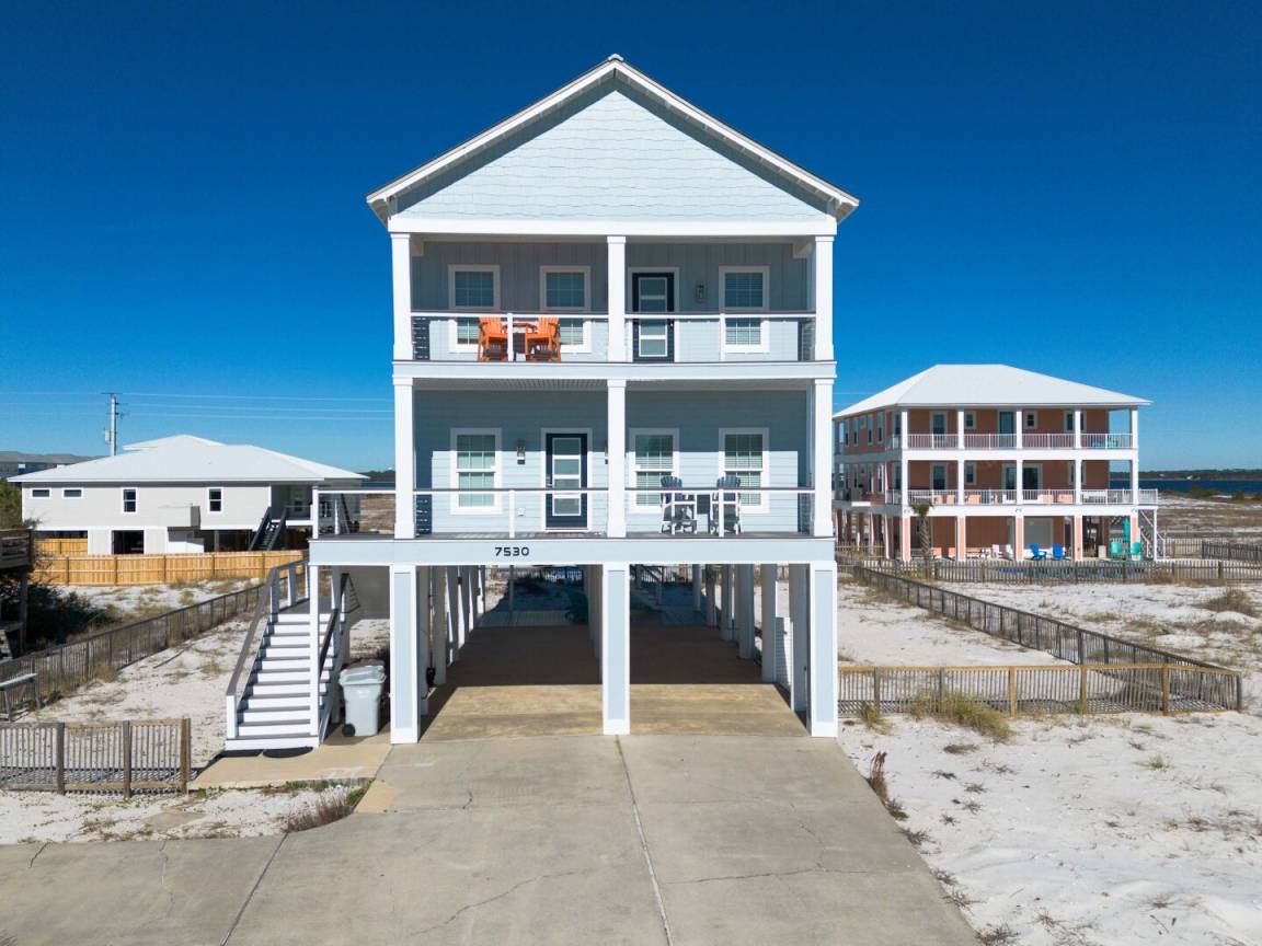 203 M² Ferienhaus ∙ 4 Schlafzimmer ∙ 12 Gäste - Navarre, FL