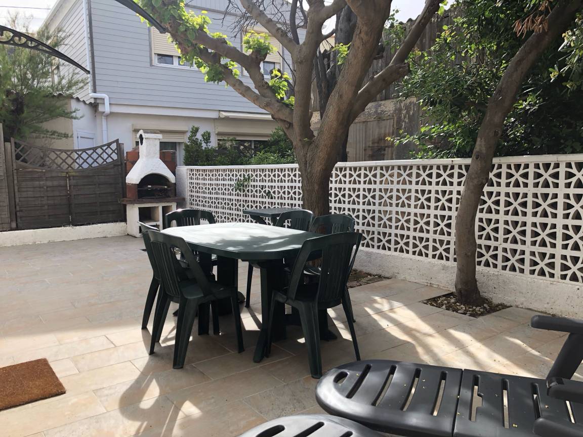 40 M² Chalet ∙ 3 Habitaciones ∙ 5 Huéspedes - Gruissan