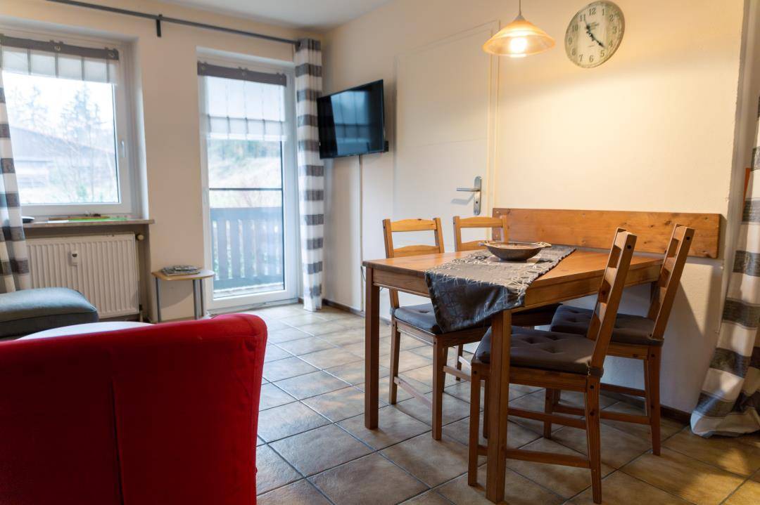 45 M² Ferienwohnung ∙ 2 Schlafzimmer ∙ 4 Gäste - Marktredwitz