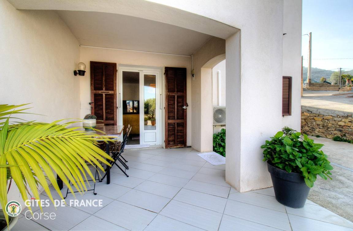 64 M² Gîte ∙ 2 Chambres ∙ 4 Personnes - Corse