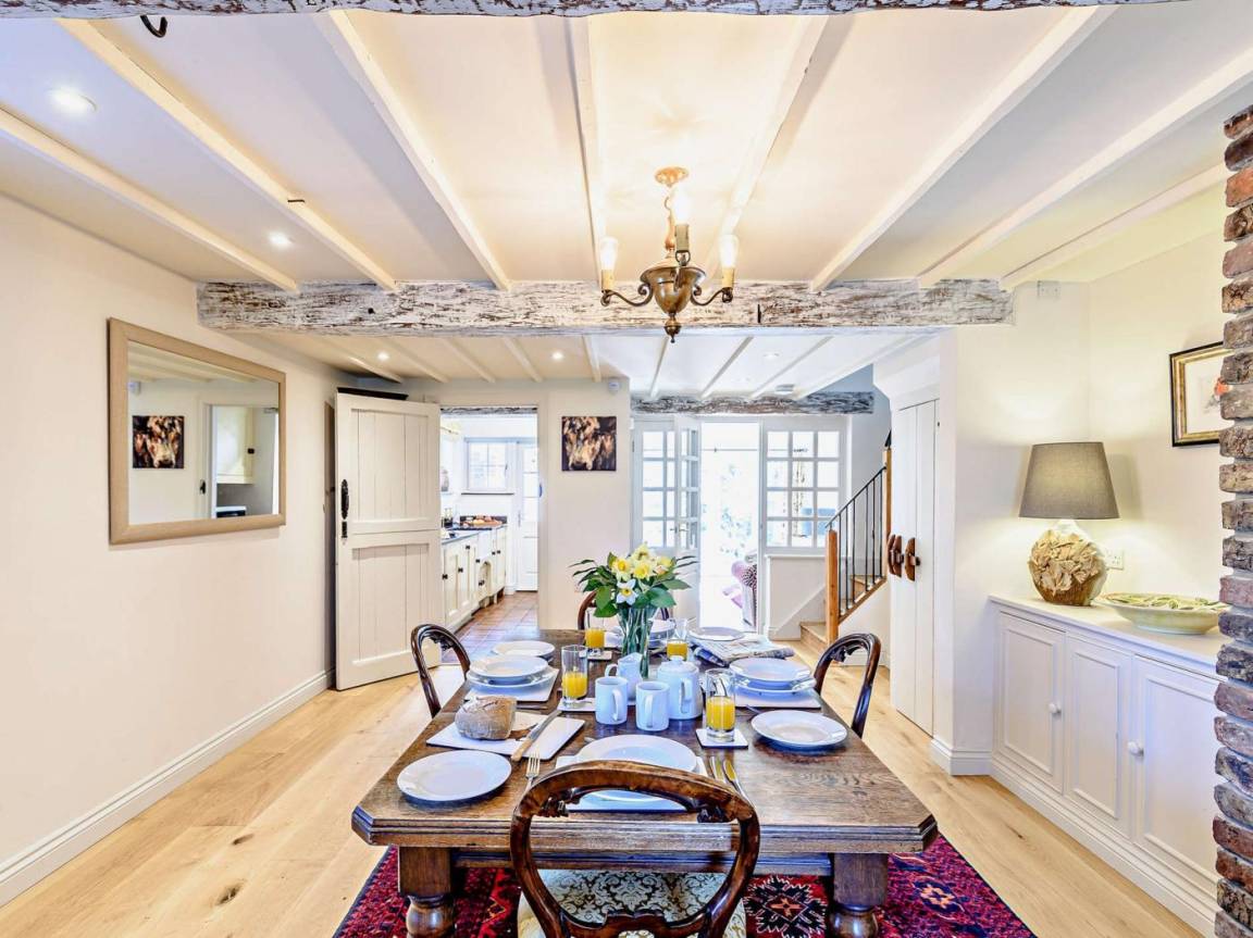 Cottage ∙ 2 Bedrooms ∙ 4 Guests - Driffield