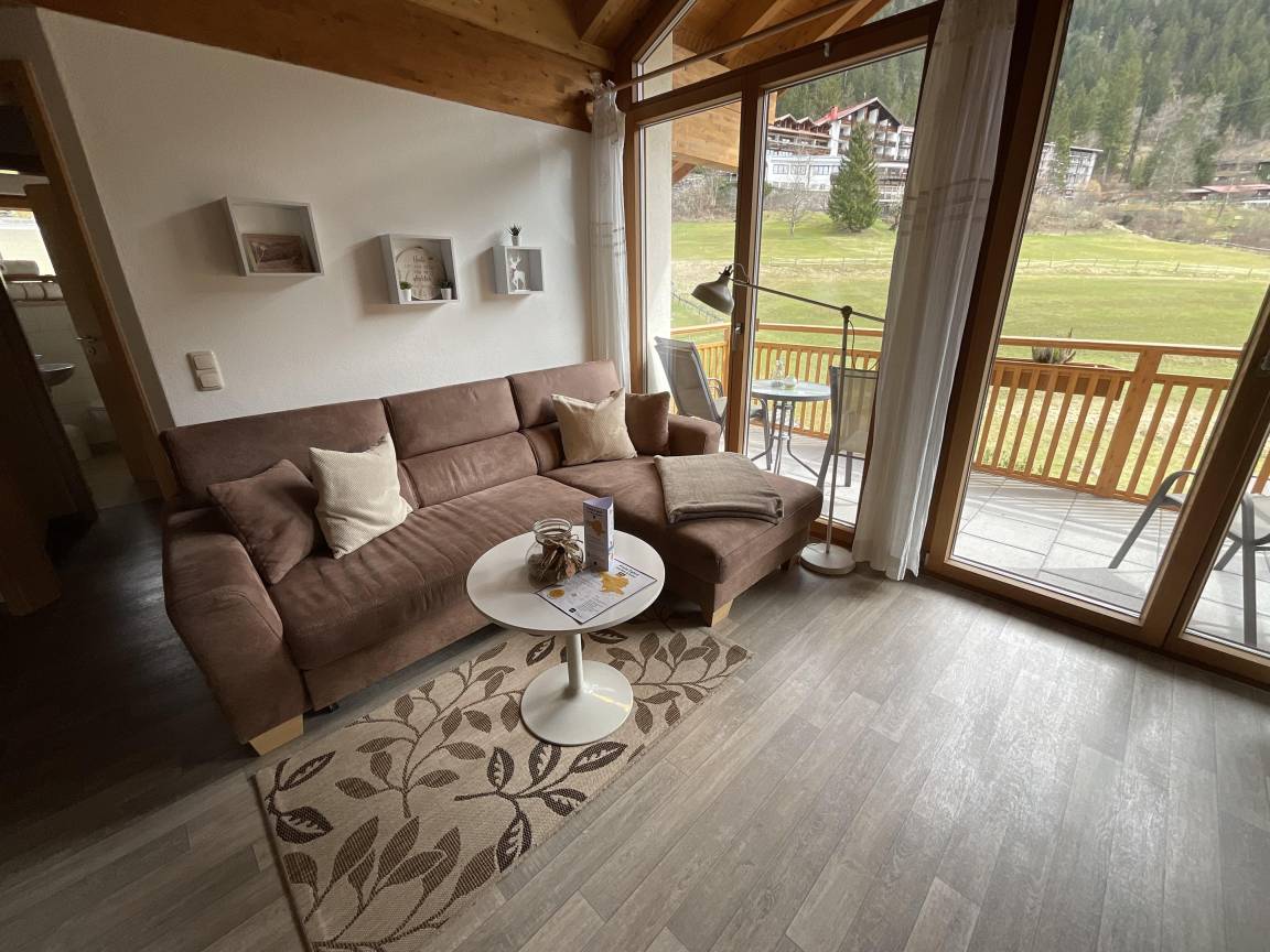 75 M² Ferienwohnung ∙ 2 Schlafzimmer ∙ 5 Gäste - Oberjoch