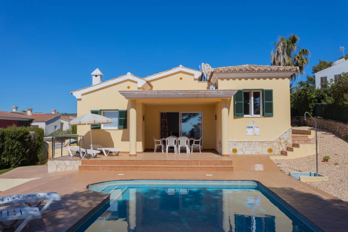 114 M² Ferienhaus ∙ 3 Schlafzimmer ∙ 6 Gäste - Menorca