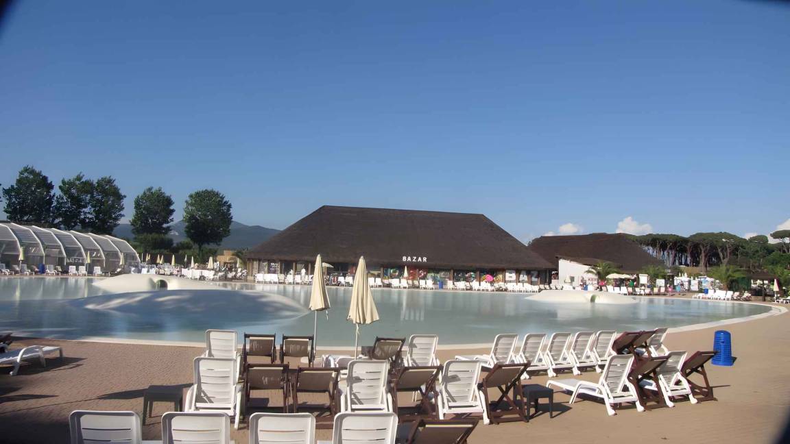 30 M² Caravan ∙ 3 Bedrooms ∙ 7 Guests - San Vincenzo