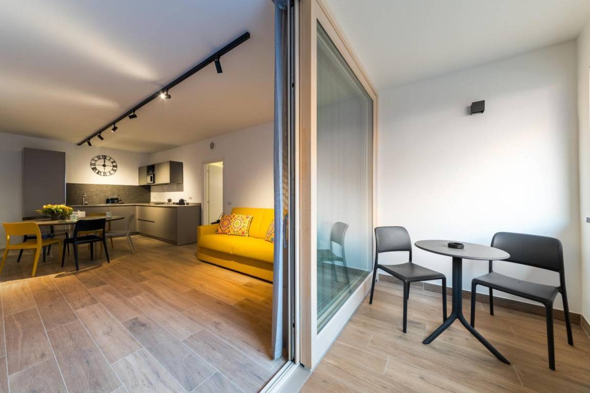 78 M² Apartamento ∙ 2 Habitaciones ∙ 6 Huéspedes - Nago-Torbole