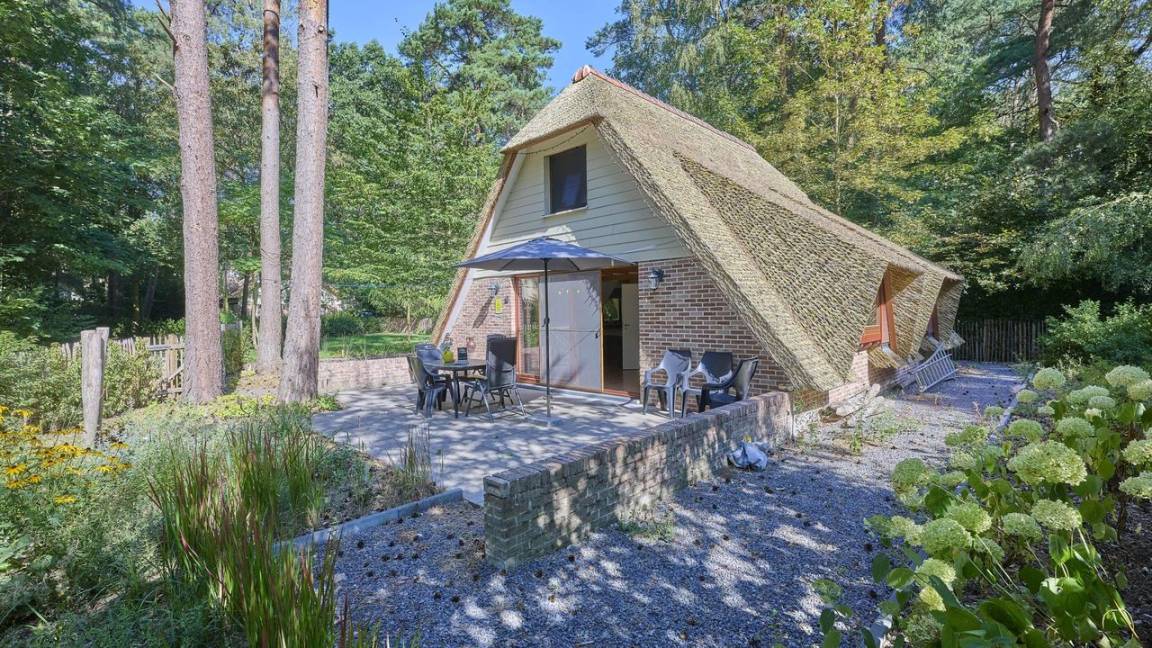 95 M² House ∙ 2 Bedrooms ∙ 4 Guests - Maastricht