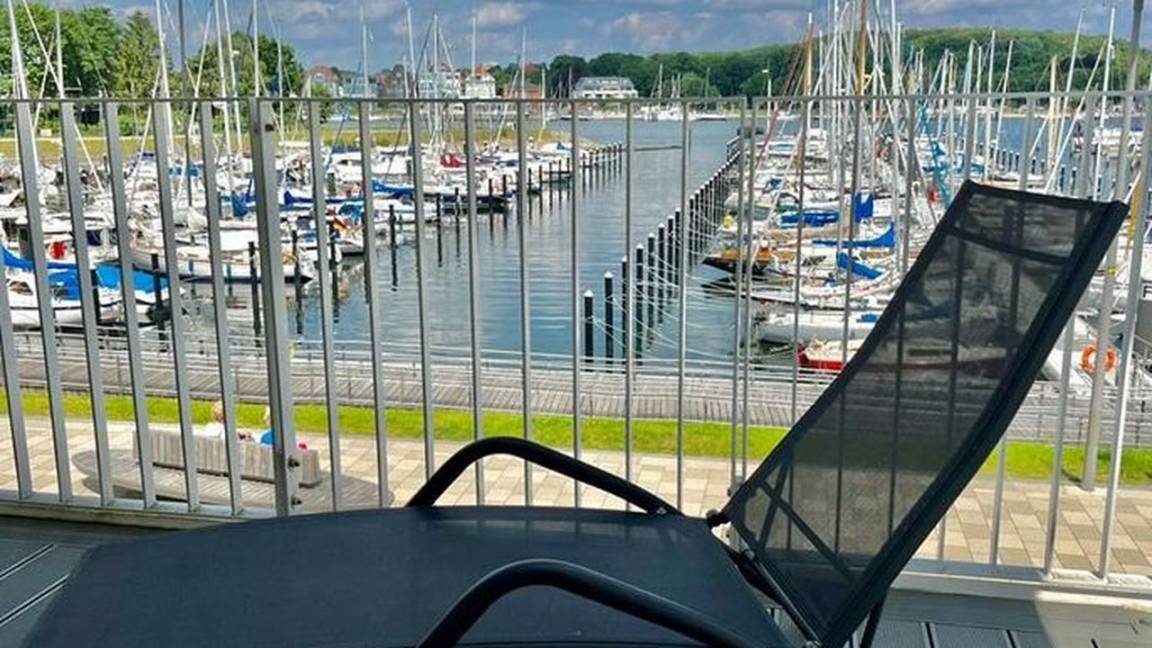 82 M² Apartment ∙ 2 Bedrooms ∙ 4 Guests - Lübeck