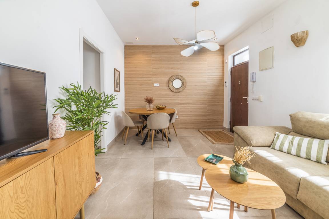 75 M² Maison De Vacances ∙ 2 Chambres ∙ 4 Personnes - Séville