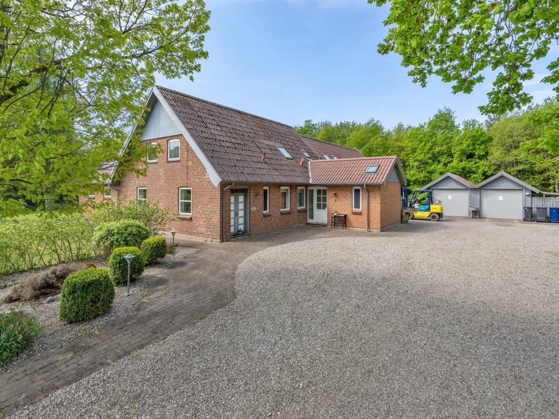 230 M² House ∙ 4 Bedrooms ∙ 10 Guests - Ribe