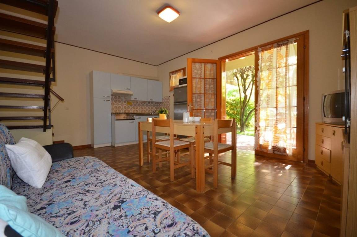 55 M² Apartment ∙ 3 Bedrooms ∙ 5 Guests - Caorle