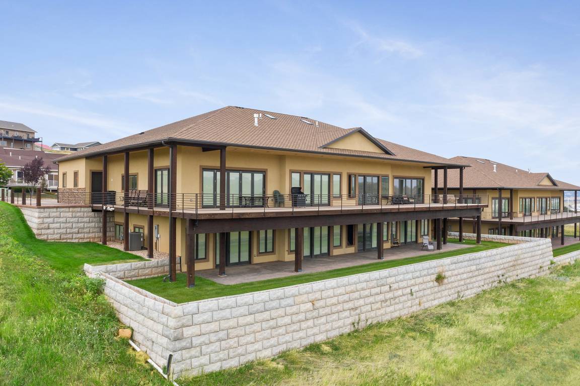 344 M² Apartment ∙ 4 Bedrooms ∙ 10 Guests - Spearfish, SD