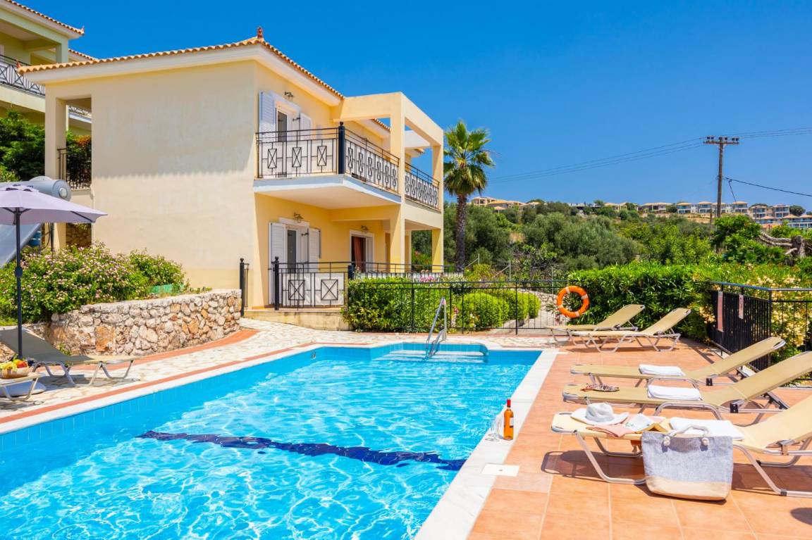 100 M² Villa ∙ 3 Schlafzimmer ∙ 8 Gäste - Kefalonia