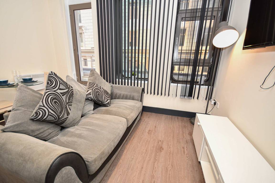 65 M² Apartment ∙ 2 Bedrooms ∙ 3 Guests - Tate Liverpool